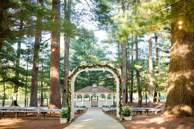 Arrowhead Acres Uxbridge Wedding - Whiting Photography
